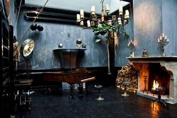 Mayer Manor: The Monsterroom – De Artiesten