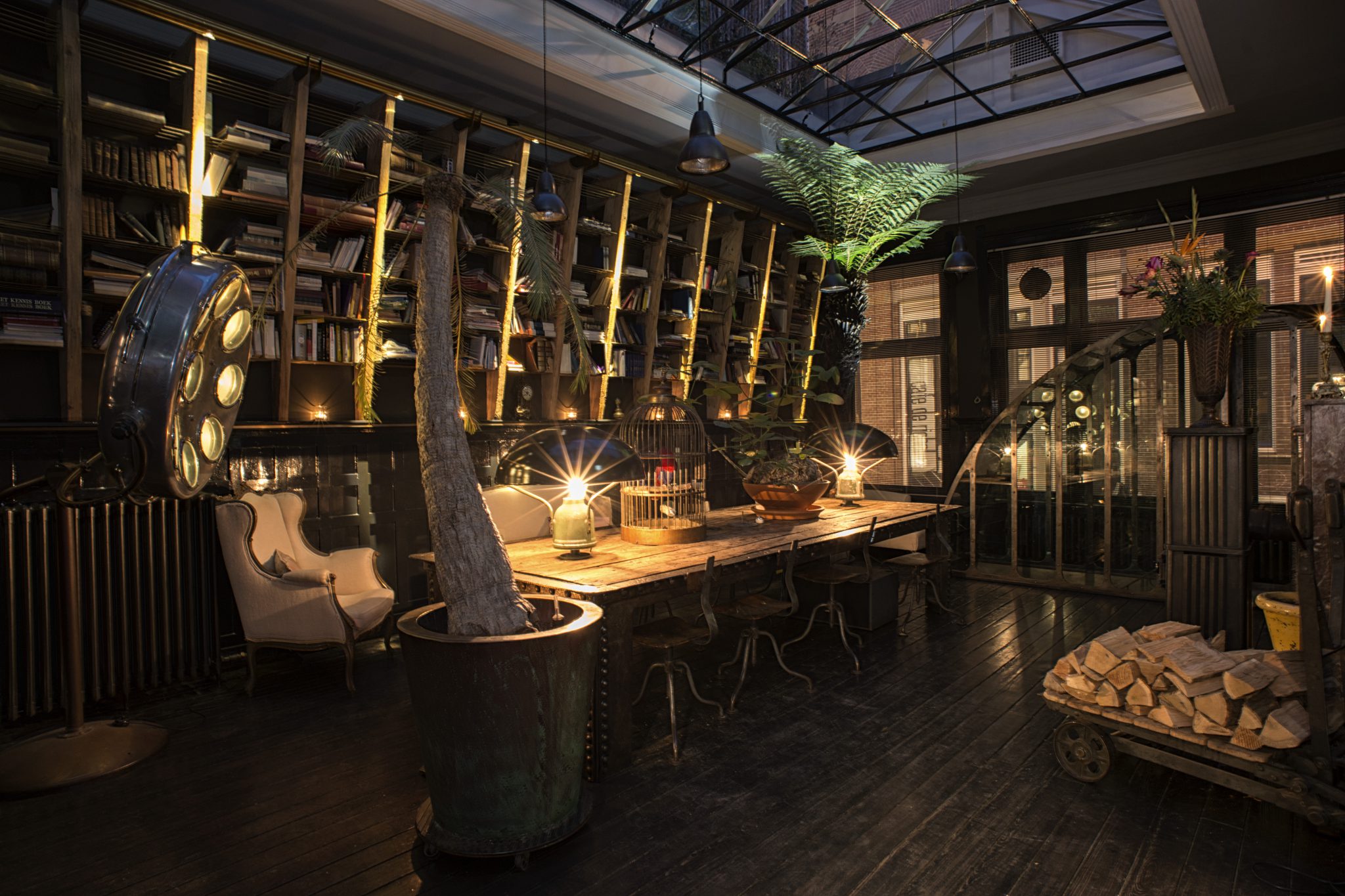 Mayer Manor: The Nico Mayer Hall – De Artiesten